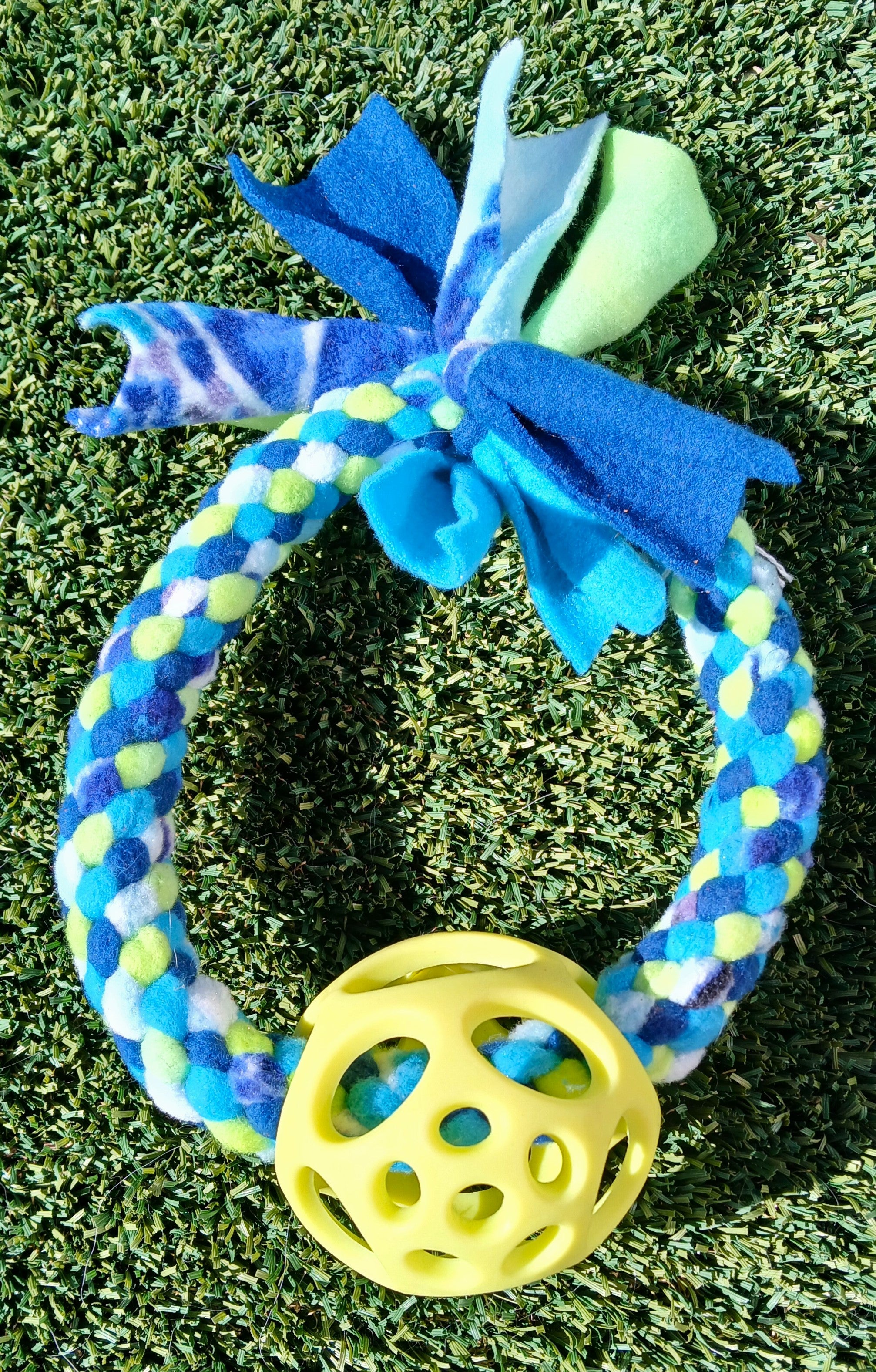 Braided Ring with Squishy Ball – Bellaloma K9